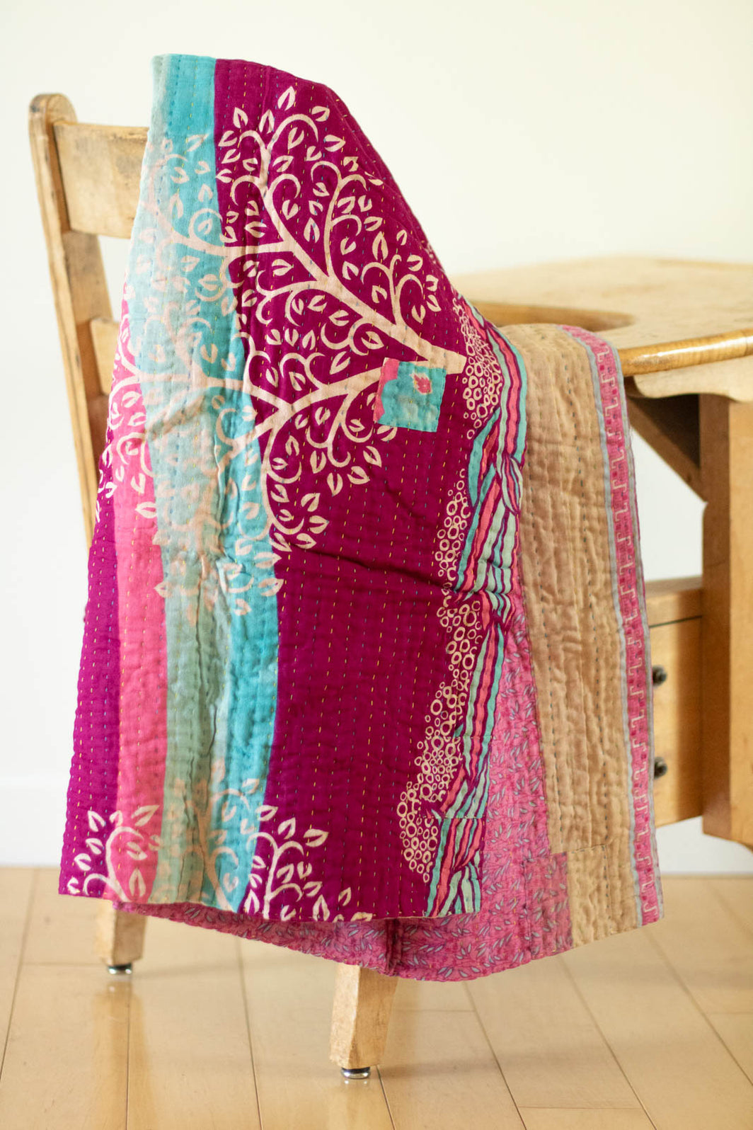 The Best White Kantha Stitch Throw Blankets
